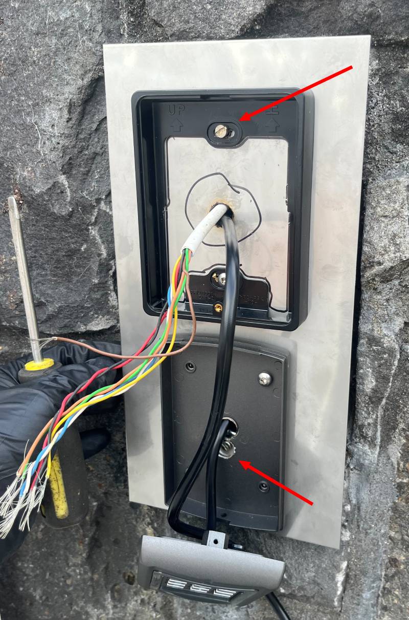 Replacement Farfisa intercom with Panasonic intercom & keypad